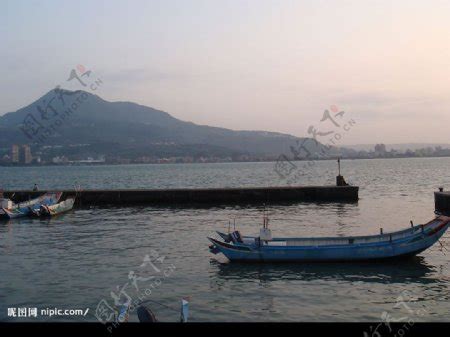 台灣淡水鎮淡水河畔眺望觀音山图片素材 编号14769231 图行天下