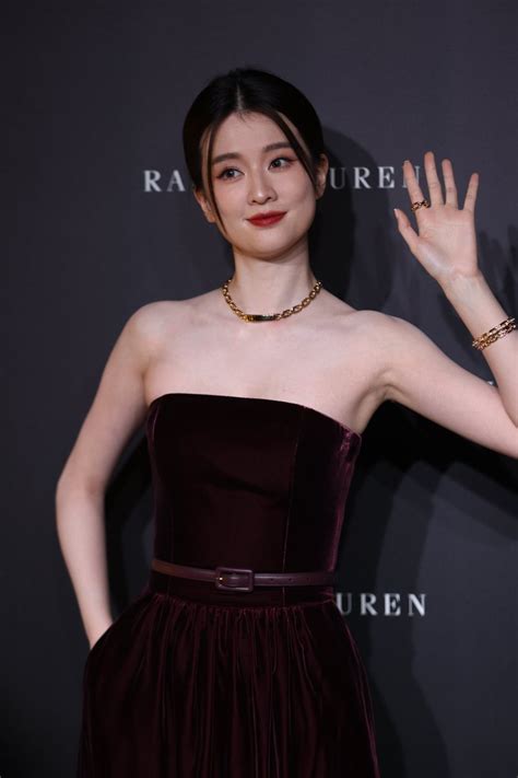 明星生图（星圖） On Twitter 乔欣买断流出 🌐i2874883745 明星生图 明星