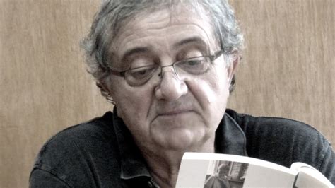 Николай Милчев разказвачът на истории Знам че това име е моето чувствам го Арт зона