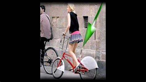 Ninfomana En Bicicleta Consolador Youtube
