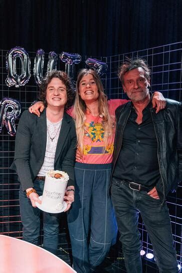 Daan Stuyven En Jente Pironet Strijden Tegen Elkaar In Een Nieuwe Aflevering Van Quiz Quiz Hoera