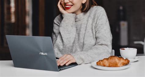 Hadirkan Laptop Tipis Ringkas Dan Super Ringan Asus Rilis Zenbook Terbaru Gamebrott Com