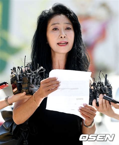 김부선 딸 이미소 이재명 사진 삭제 안해출국 전 형사에 진술 종합 Oh쎈 이슈 조선닷컴 연예 연예 포토
