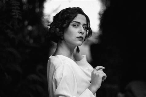 5 Plus Size Actresses Who Are Redefining What It Means To Be Beautiful