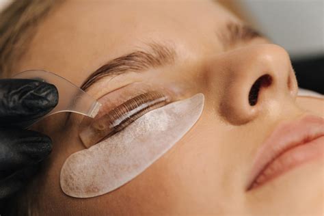 What Are The Different Types Of Lash Curls