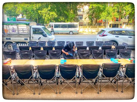 Strand Noodle Station