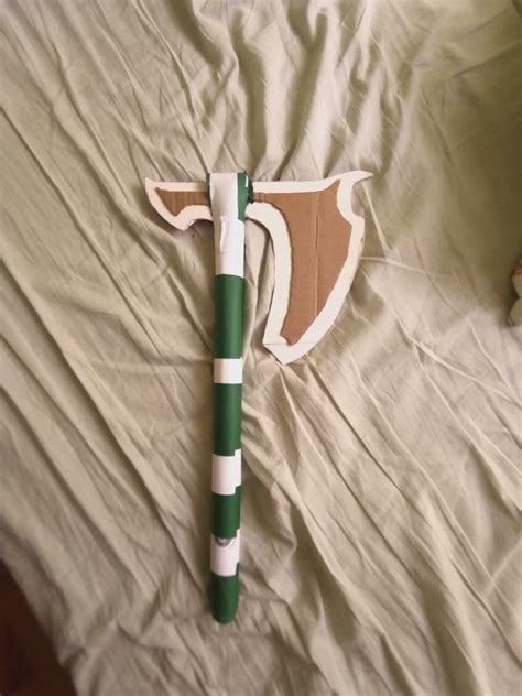 What Yall Think Of My Made In Class Leviathan Axe An Blades Of Chaos R Godofwarragnarok