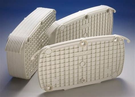 Millistak HC Pod 深层过滤器B HC 介质系列 m 表面积 B HC cellulose filtration area m