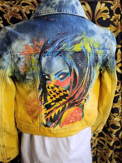 Роспись джинсовой куртки в 2024 г Куртка Одежда Куртка джинсы