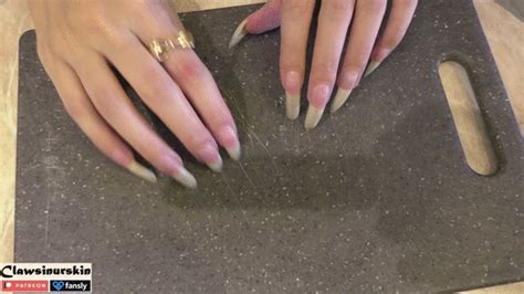 Nails Scratching The Plastic Board Hard Clawsinurskin Clips4sale