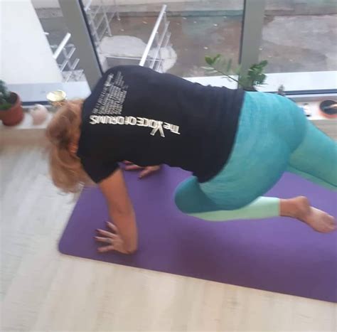 Йога През 1919г умират 40 милиона души от грип така нареченият испански грип Един лекар