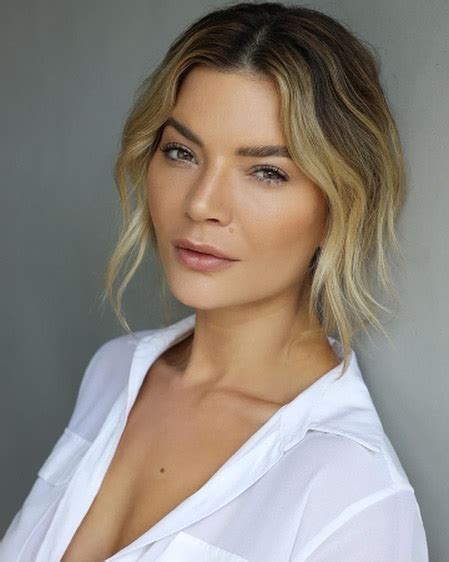 New Signing • Kate Jaggard • Welcome Rob Woodburn Agency Facebook