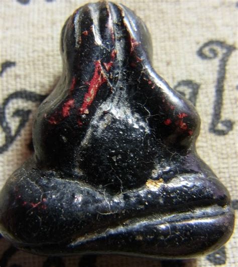 Lp Iam Eiam Pidtaa Wat Sapansong Over 100 Years Old