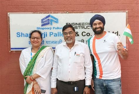 Smita Wadkar Linkedin‘de Republicday Teambonding Republicday2023 Spteam Shapoorjipallonji