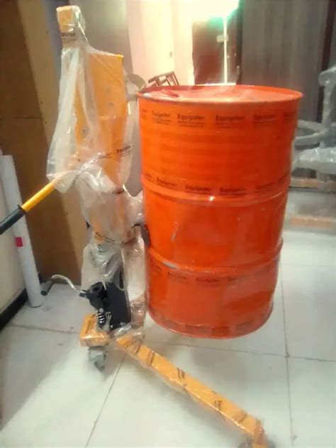 Drum Lifter Drum Loader Trolley Pakistan Drum Loading Off Loading