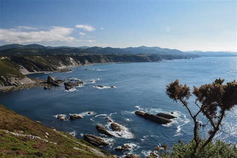 무료 이미지 바닷가 경치 바다 연안 자연 록 대양 산 구름 육지 호수 낭떠러지 후미 반사 협만