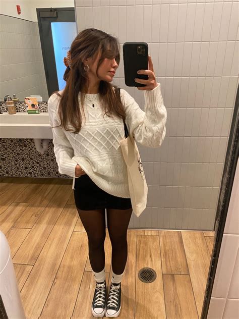 𝐃𝐢𝐥𝐚𝐡𝐢𝐥𝐚 Softhumn • Instagram Photos And Videos Cute Outfits