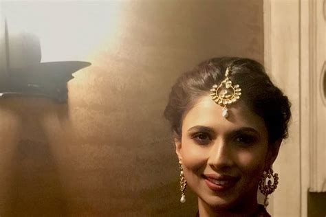 Anuradha Tiwari Makeup Artist Saket Malviya Nagar