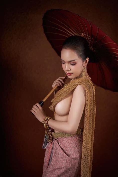 Pin Di Beauty World Heavenly Earth Su Budaya Kecantikan Belle Donne Donne Stile Di Moda