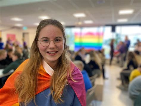 CSG Liudger Burgum Kleurt Paars Met Optredens Van Rowan Veltman CSG Liudger