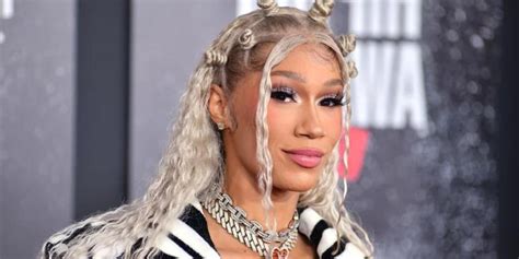 43 Most Famous Female Rappers