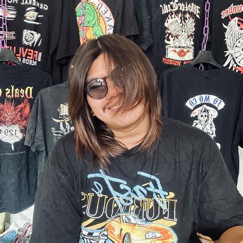 เมากลิ่นวินเทจ เมากลิ่นวินเทจ Added A New Photo