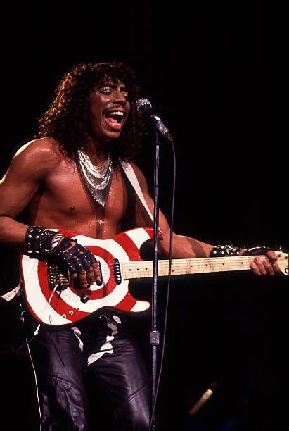 25 Hairstyles Of The Last 100 Years Listverse Rick James Jheri