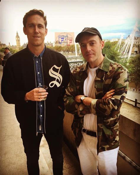 Chris Lloyd Hayden And Rob Ackroyd French Flows