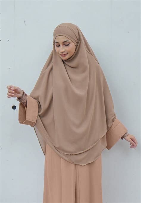 Saqeena French Khimar By Tubita Hijab Instant