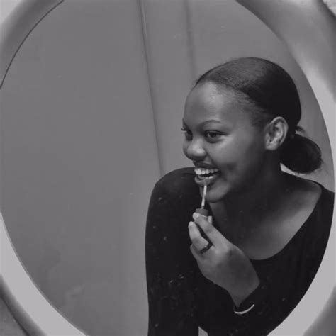 Ellah 7 Ellah 7 On Threads