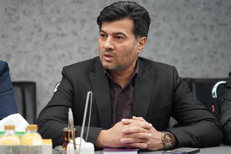 تهیه شیوه نامه انتقال شرکت بین مناطق آزاد و سرزمین اصلی سازمان منطقه آزاد ارس