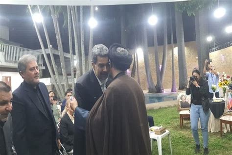 حضور رئیس جمهور ونزوئلا در مراسم گرامیداشت شهدای خدمت فیلم و عکس