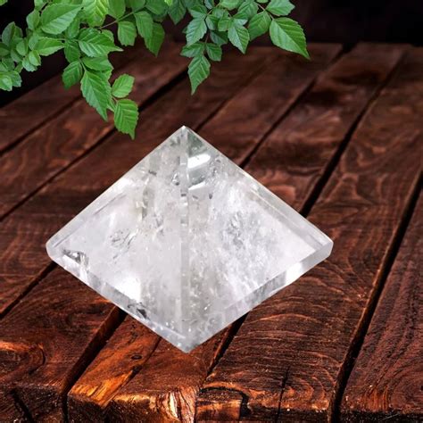 Clear Quartz Crystal Pyramid At ₹ 5000kg Stone Pyramid In Khambhat