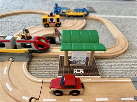 Brio World Rail And Travel Set 33209