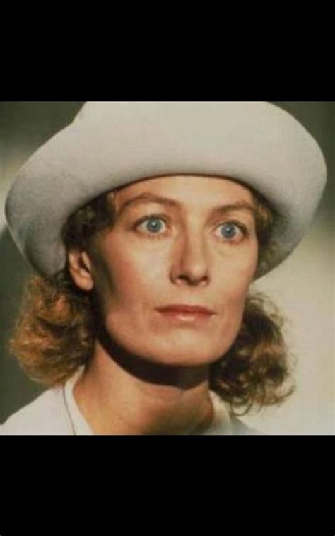 🎈1977 Oscars Best Sup Actress Winner Venessa Redgrave As Julia In Julia 🎈1977 Oscars Best Sup Actress Winner Venessa Redgrave As Julia In Julia