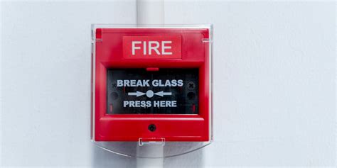 Fire Safety Automatic Vs Manual Fire Alarm Systems Securitas Technology