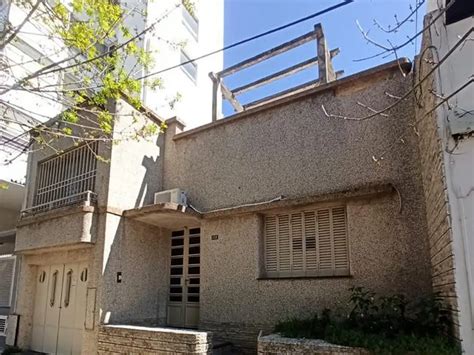Venta Casa 35 Años 3 Dormitorios 137m2 1 Cochera Pje Neptuno Y