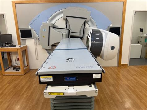 2006 Elekta Agility Digital Accelerator For Advanced Image Guided Radiation Therapy Igrt For Sale
