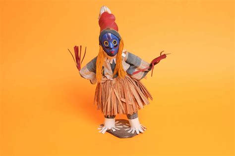 Grass Straw African Statues Shop