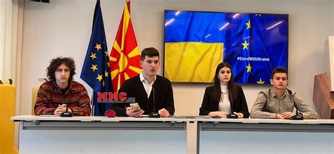 Пратениците да го прифатат предлогот за бесплатен јавен превоз за сите ученици повторно бараат