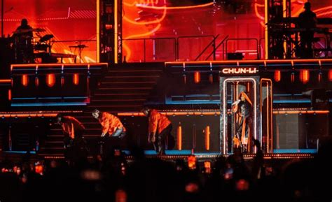 Nicki Minaj Cancels Amsterdam Show After Livestream Drug Arrest Mxdwn