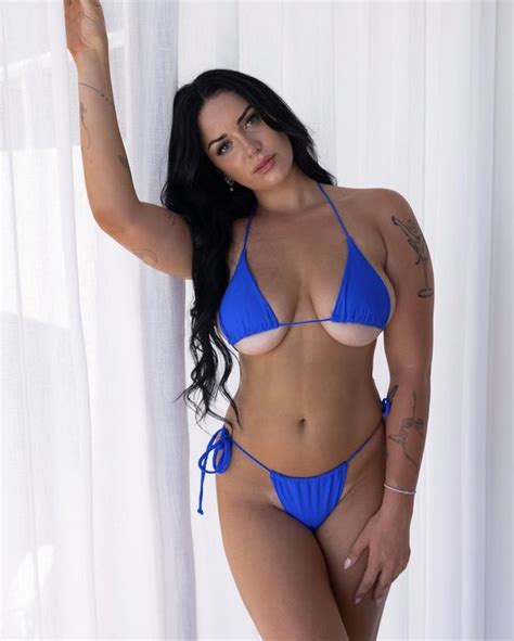 My Ex Spends Hundreds On My Saucy Vids I Love That He Still Wants Me