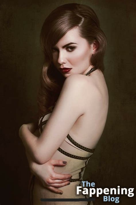 Alana Asmr Alanaasmr Asmrjanina Nude Leaks Onlyfans Photo 11