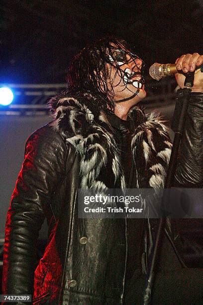 Black Light Burns Photos And Premium High Res Pictures Getty Images