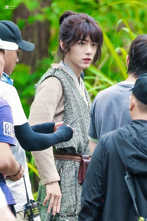 Pin By 恵 On 👑🦄xiao Zhan（肖战）👑🦄 Short Film Anime Dancer Actors