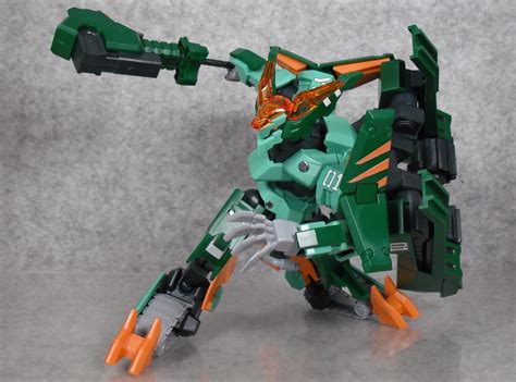 ダンボール戦機 「オーヴェイン」 レビュー