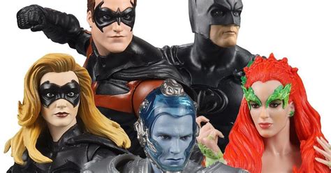 Mcfarlane Toys Revives The Infamous 1997 Batman And Robin Film With New