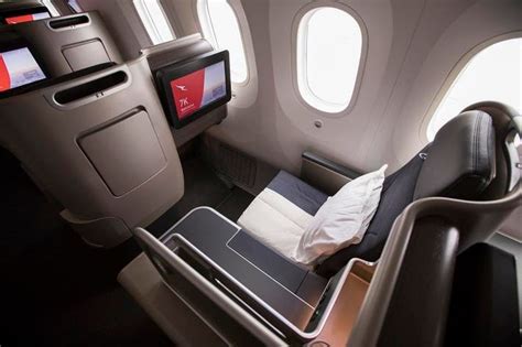 Qantas Airlines Business Class Flight Review Qantas 787 Dreamliner