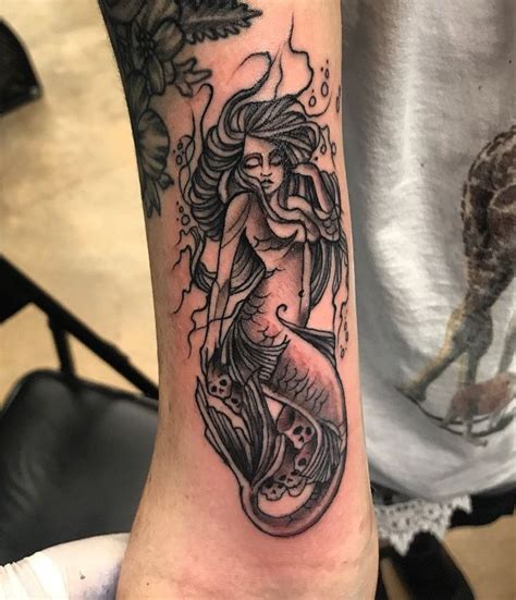 24 The Most Popular Mermaid Tattoo Designs Mermaid Tattoos Mermaid