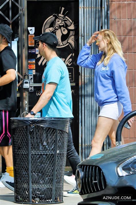 Joe Jonas Is Grabbing Himself A Handful Of Sophie Turner As The